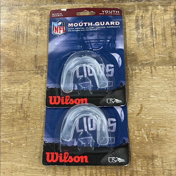 Wilson | Other | New Wilson Nfl Youth Ages And Under Mouth Guards ...